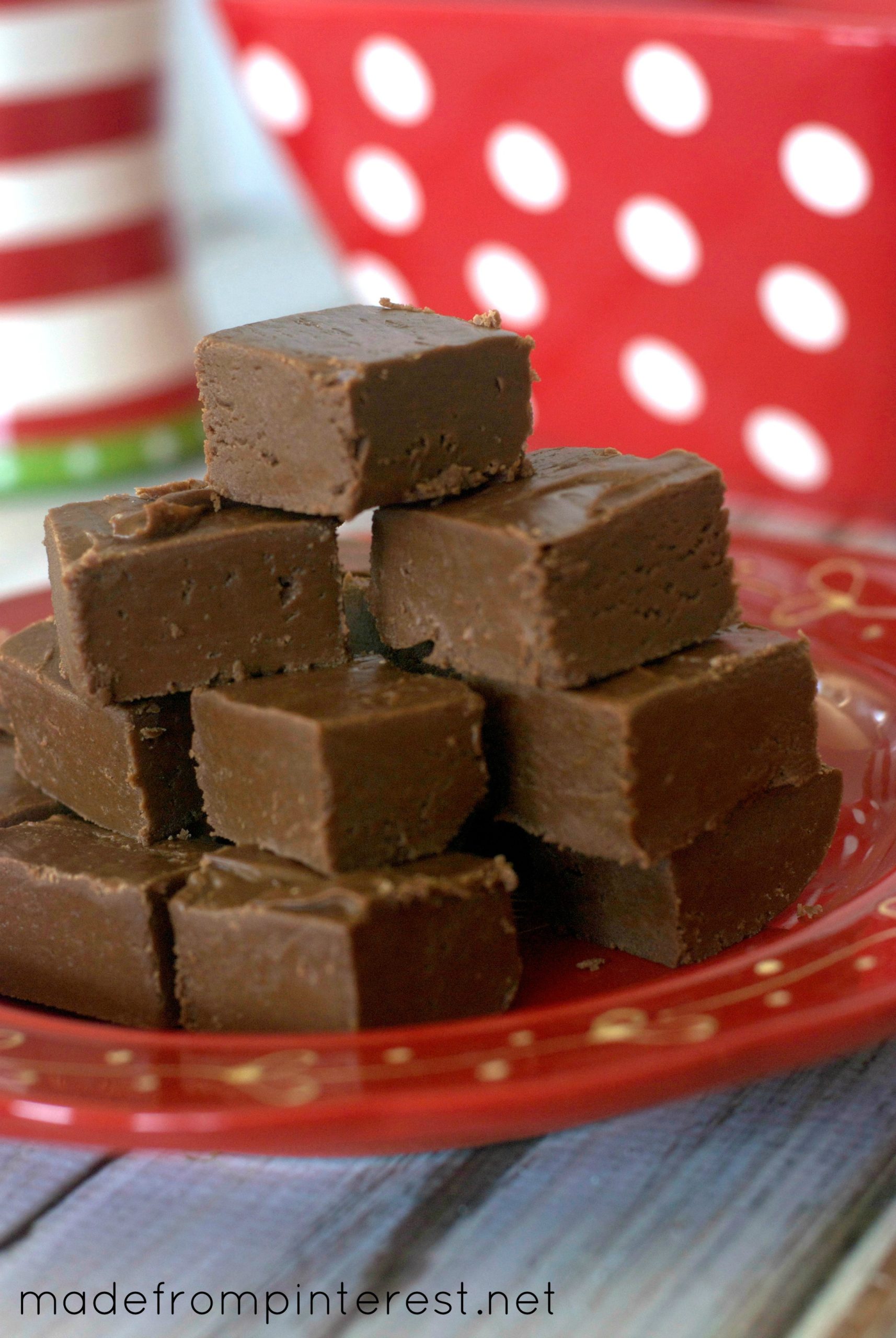 Christmas Fudge - TGIF - This Grandma is Fun