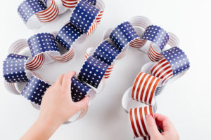 Patriotic Paper Chain - TGIF - This Grandma is Fun