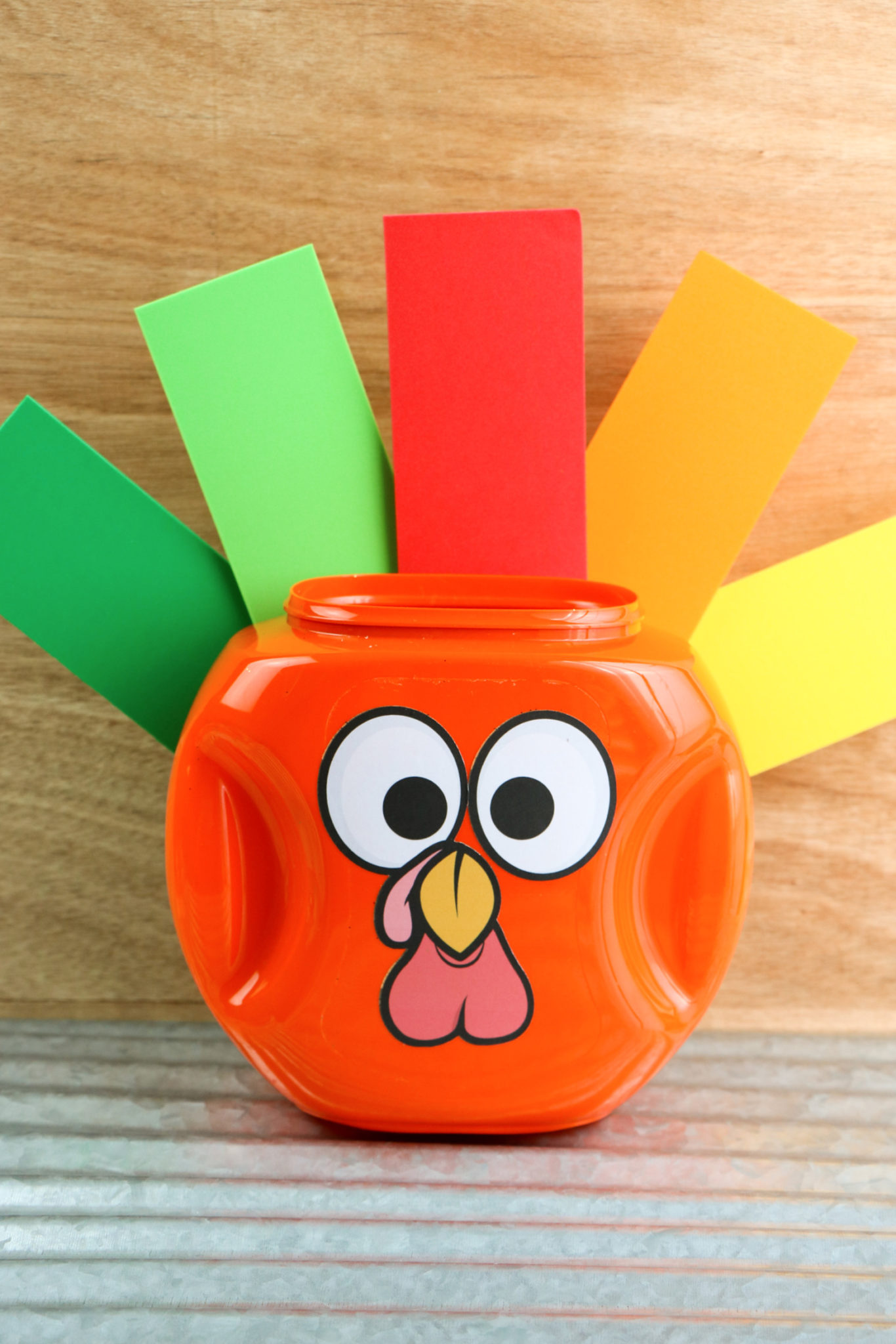 Tide Pods Turkey Craft - TGIF - This Grandma is Fun
