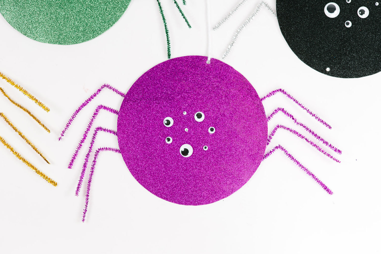 Sparkle Spider Halloween Craft - TGIF - This Grandma is Fun